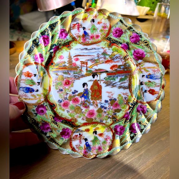 Wall Decor | Vintage Gold Trimmed Amazing Colors 6hand Painted Geisha ...